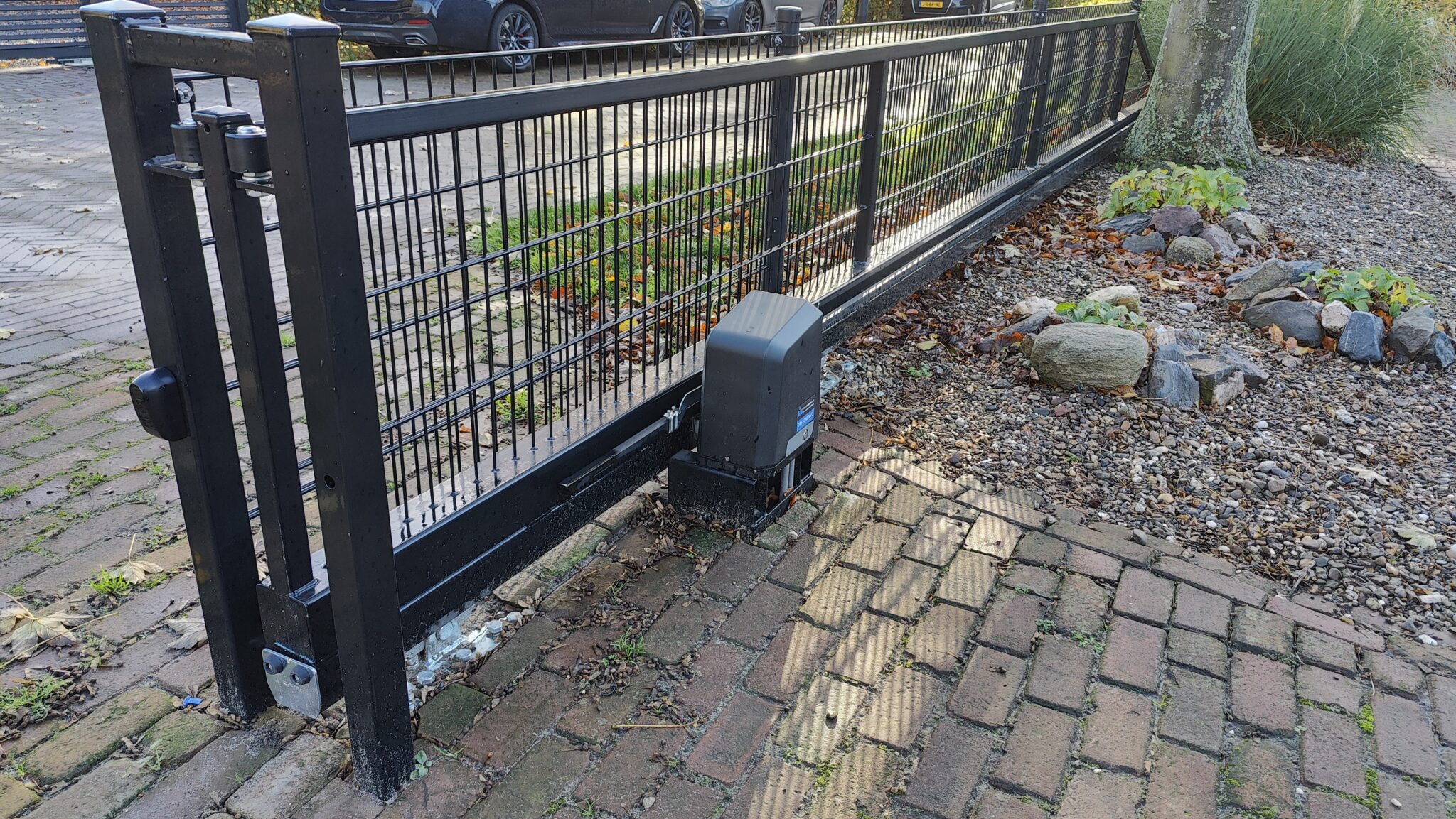 5 redenen voor het elektrische poort plaatsen | Van Sprundel ICT